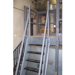 Aluminum Vertical Handrail Option on Ships Ladder
